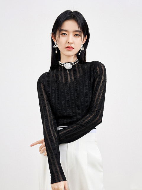 Qiushui Yiren's high-end outfit lace inner sweater women's chiffon top