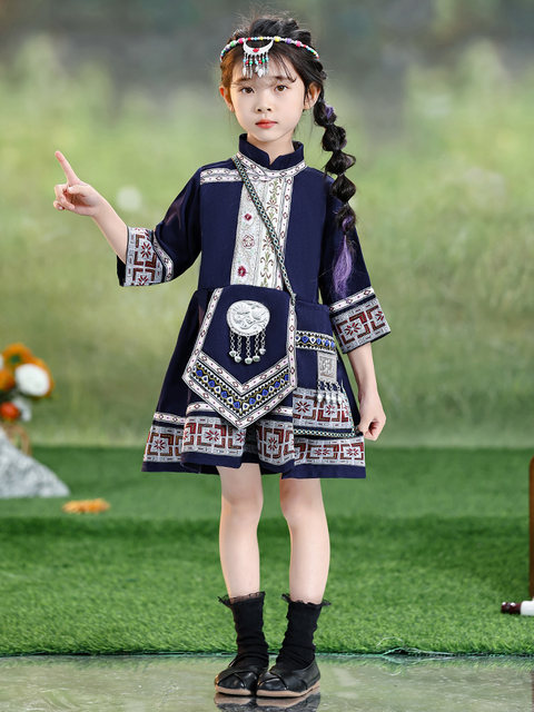 Ethnic costumes children March 3 Minority Hani costumes Lolita Miao men ...