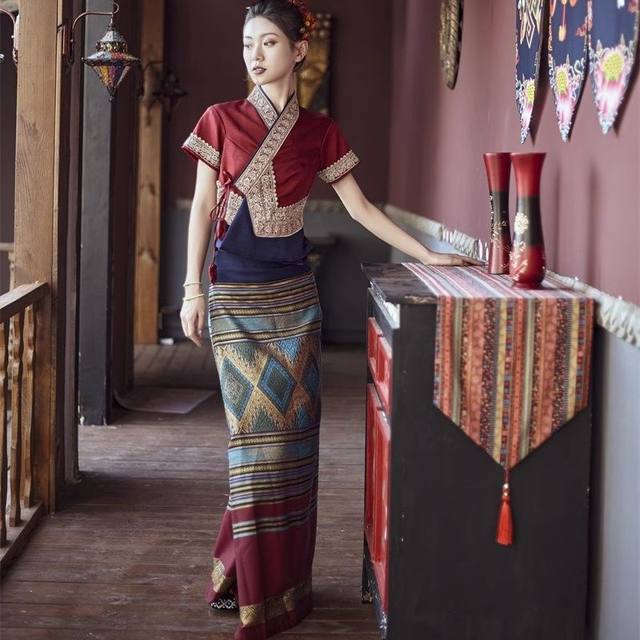 New Xishuangbanna Dai clothing women's jacquard suit work clothes ...