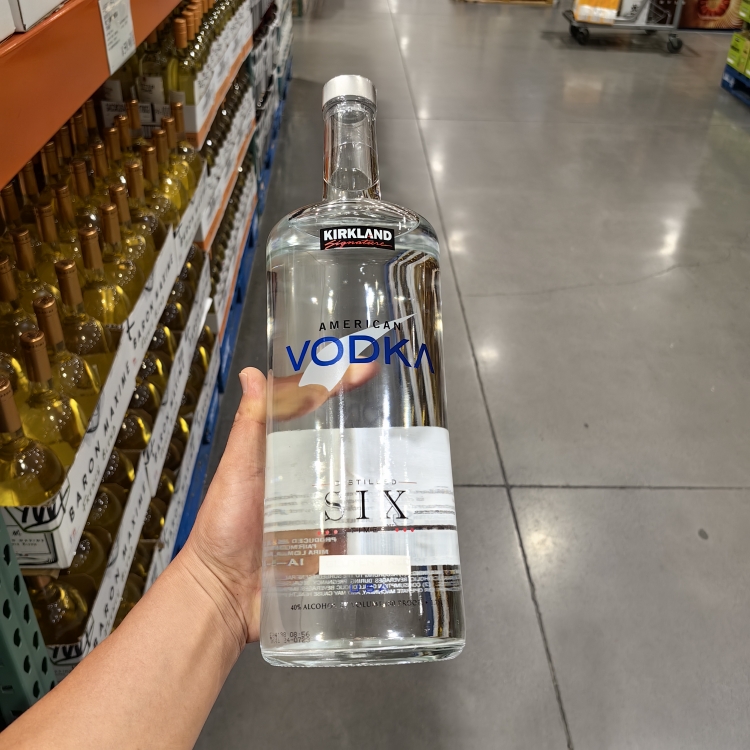 Costco purchases Kirkland Kirkland Vodka vodka Vodka distilled wine wet wine 1.75L bottle