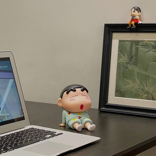 Crayon Shin -new desktop living room decorative ornament chase drama ...