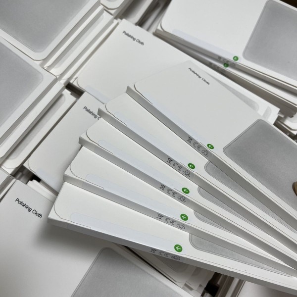 Apple's same polishing cloth is suitable for screen cleaning and wiping ...