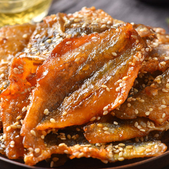 Honey-glazed yellow croaker fillet, crispy dried small yellow croaker ...