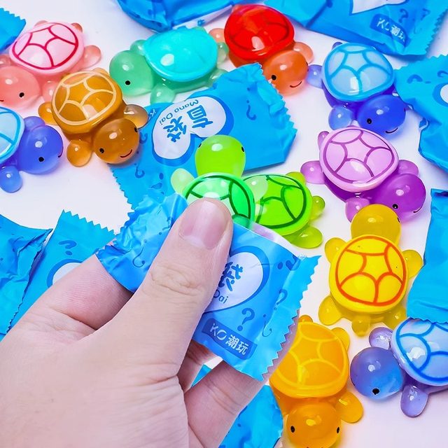 Cartoon color luminous turtle toy model ornament doll mini ocean ...