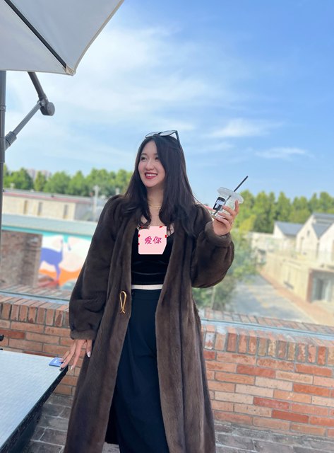 Fur and mink fur all-in-one professional dry cleaning to remove odor ...