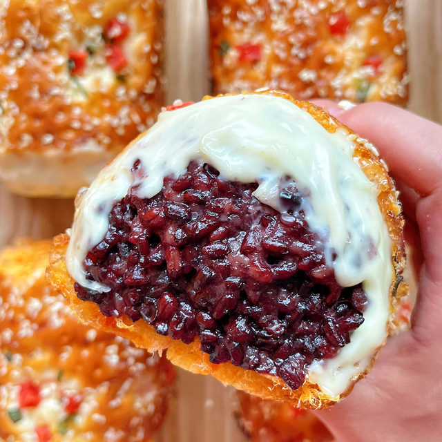 Purple rice bread, meat floss flavor sandwich toast roll, student ...