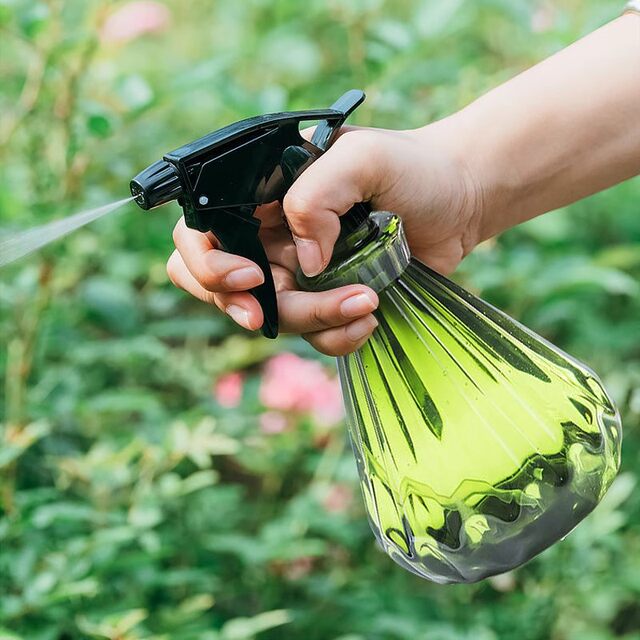 Waterwan cannon pneumatic spray gardening spray flower pot disinfection ...