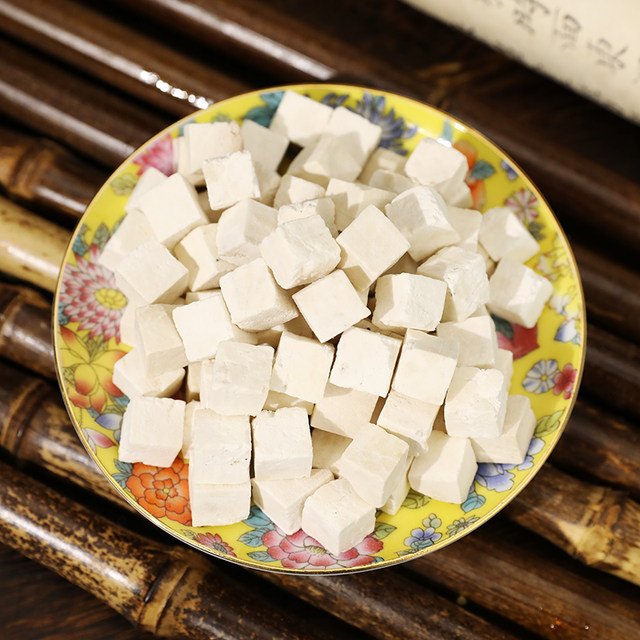 Chushen En Yunnan Poria Chinese medicinal materials genuine wild Poria ...