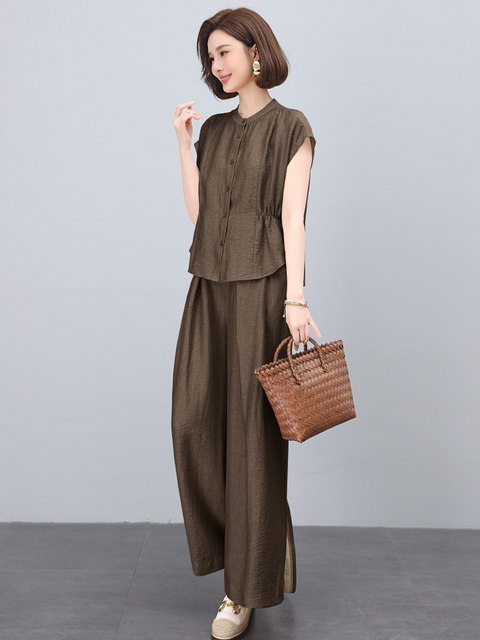 A huge and beautiful ice silk suit for women 2025 new summer set of ...