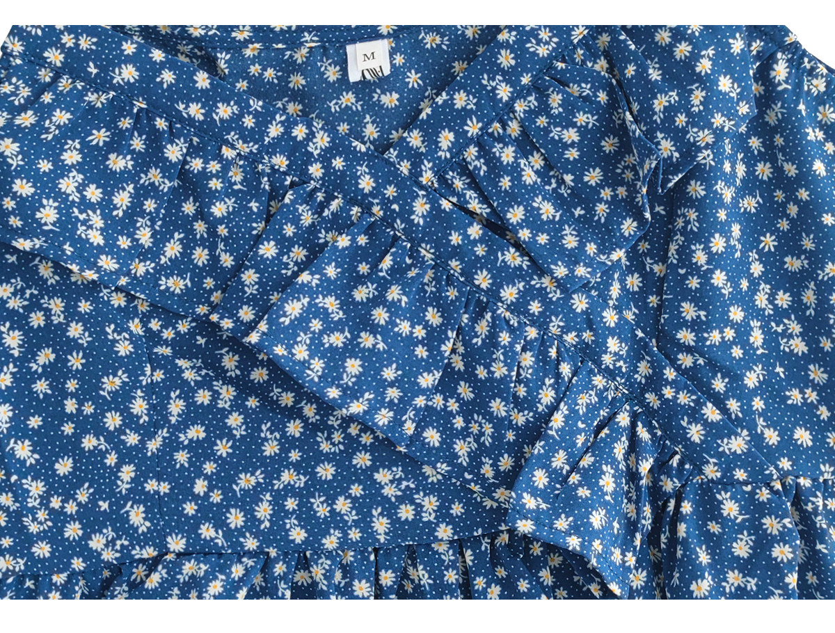 Korean Style Fresh Floral Irregular Camisole for Women, Summer Design, Unique and Chic, Slim ...