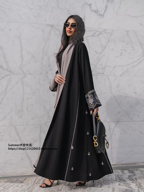 Middle Eastern Arabian Abaya Fashion Embroidered Patchwork Cardigan Dubai Travel Dress Summer Robe