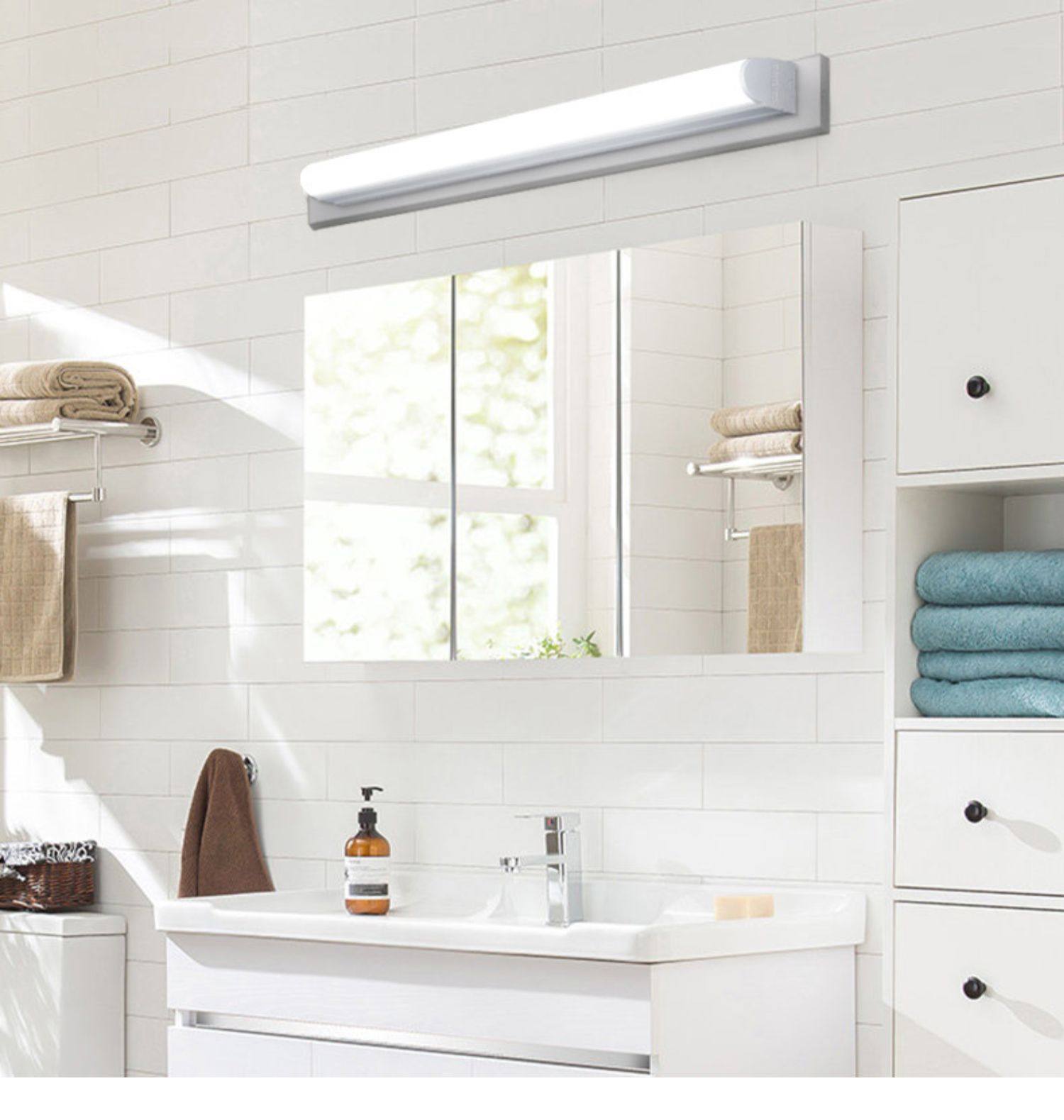 Philips Mirror Headlight For Bathroom Vanity And Dressing Tables ...