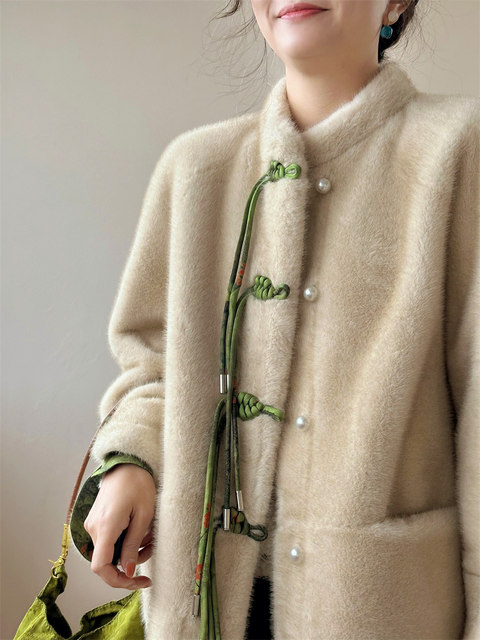 Fur integrated national style buckle 2024 autumn and winter floating ...