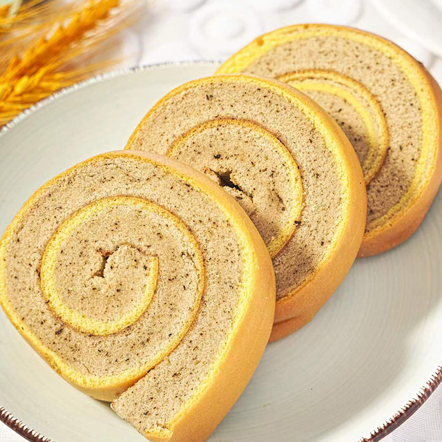 Freshly tasted Houbuy Earl Gray Tea Cake Rolls. Full box of Ovaltine ...