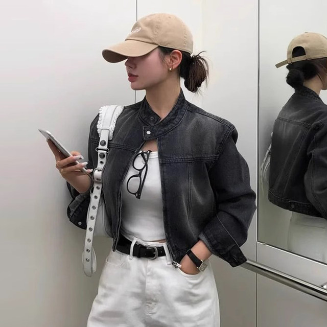 Liangliang's standing collar grinding white short denim jacket for ...