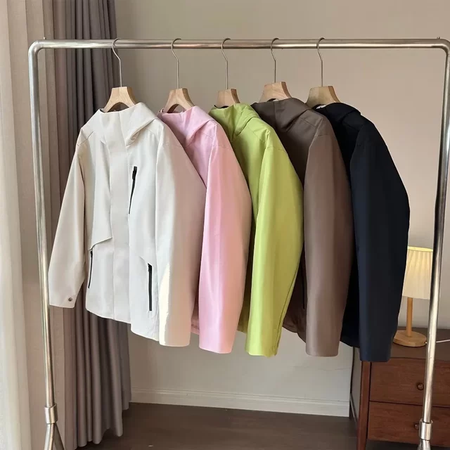 Cabinet 599+ outdoor mountain style couple's three-proof fabric ...