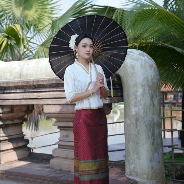 New Xishuangbanna Dai clothing women's mid-sleeve tops long skirt work ...