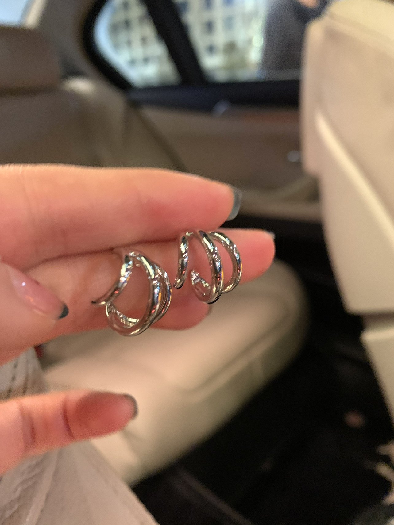 Take out three earless effects ~ Design sensor earrings Women's ...