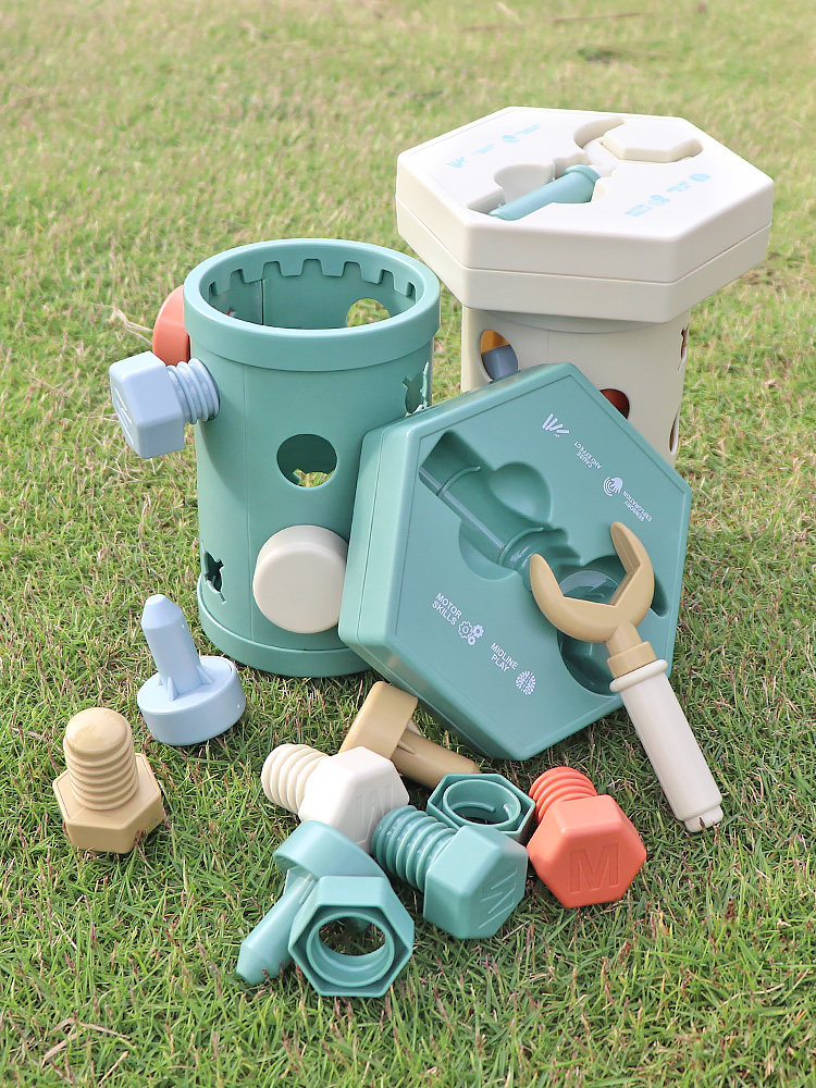 Large Particle Magnetic Screw Pairing Toy - Baby Assembly Shape Sorter