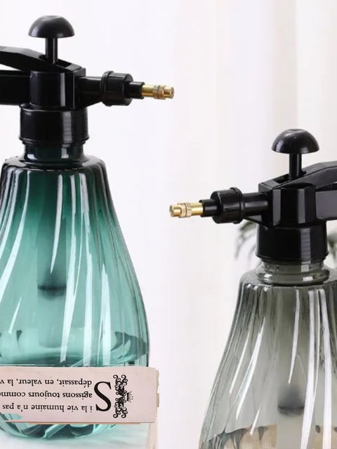 Air-pressure household spray kettle for watering flowers, high-pressure ...
