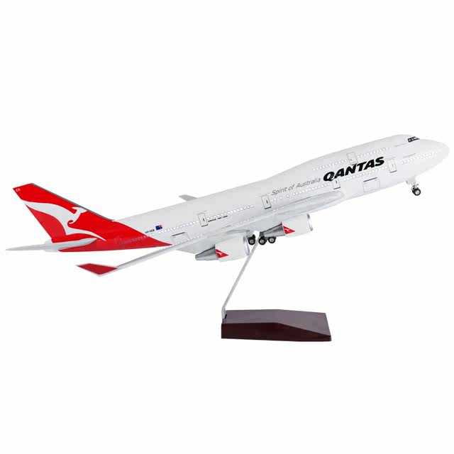 Large wheeled light aircraft model Australian Airlines Boeing b747 ...