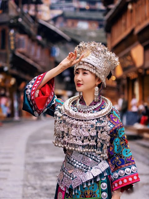 Guizhou Miao Costume Miao Yin Hat Labs Stage Performance Servant Singer ...