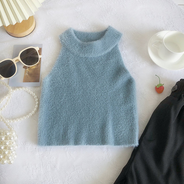 Pure and sensual retro design, sweet and fluffy halter neck sleeveless ...