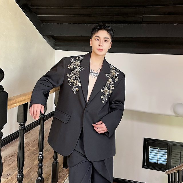 Autumn Gao Ding Light Luxury Embroidered Flower Sequenant Casual suit ...