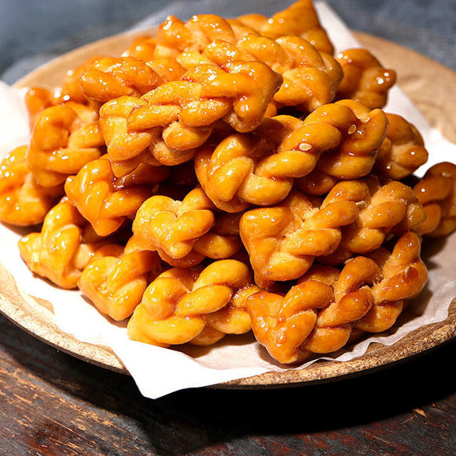 Small twist snacks snacks independent small packaging pepper biscuits ...