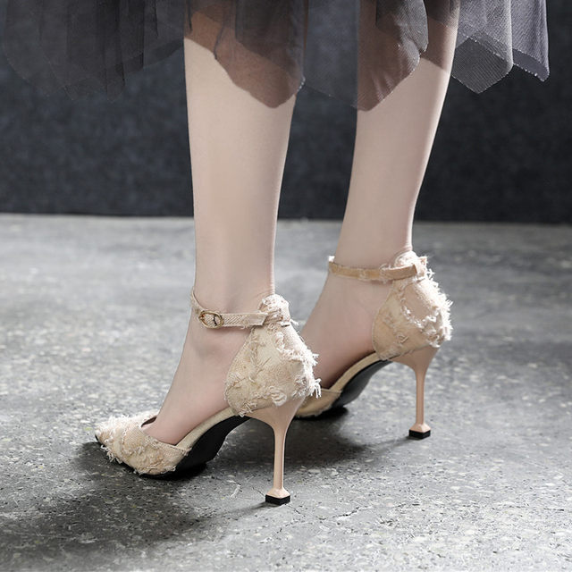 Jingtian Si Teng's same high-heeled shoes for women with swollen feet ...