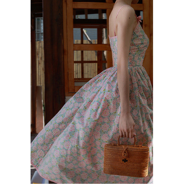 Ching's Hepburn style 1950s floral bow suspender dress elegant slimming ...