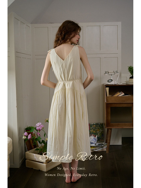 SimpleRetro Field Scarlett One-piece Lace-up Floral Embroidery Vacation Dress Women's Sleeveless ...