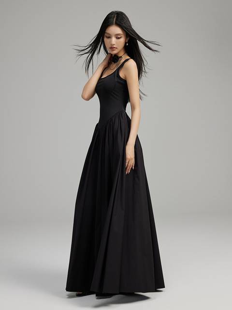 GVCJ tall version of the long version of the black white niche high ...