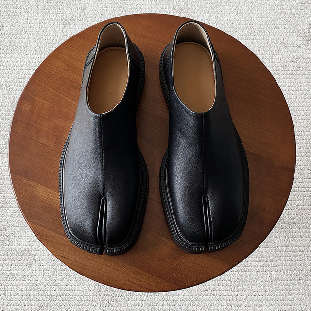 Two points of romance LDLM niche thick-soled split-toe shoes casual ...