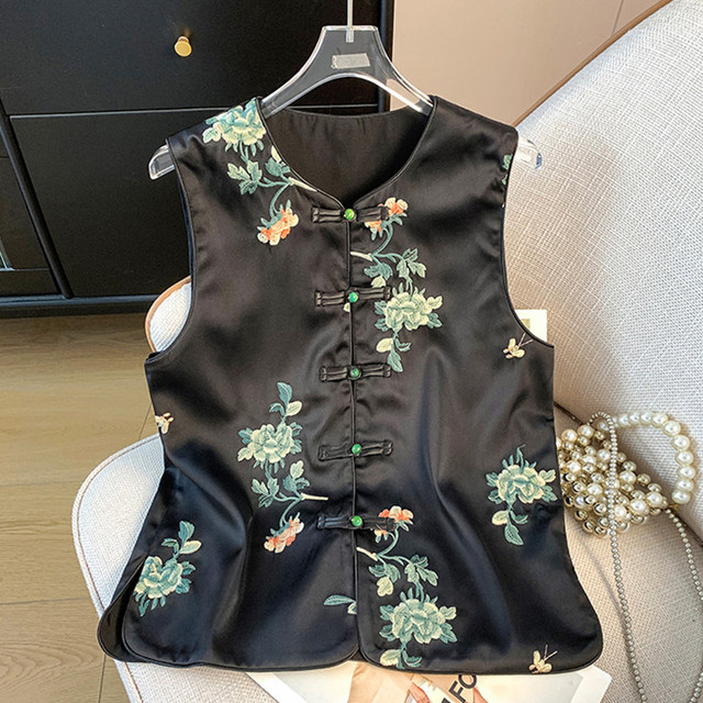 Satin new Chinese style Chinese style vest heavy industry embroidered ...