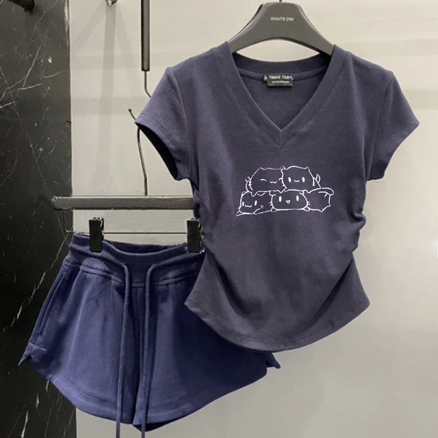 American V -neck cartoon printed black short -sleeved T -shirt female ...