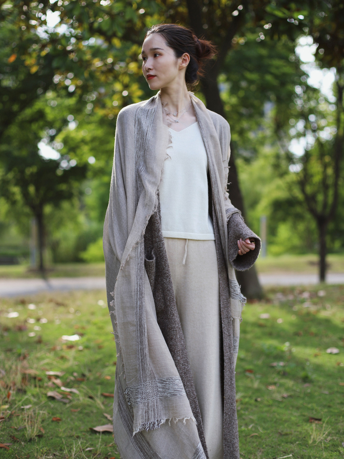 Outer items: Cashmere light and soft large shawl Water-soluble pure ...