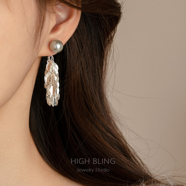 Real temperament Face, silver -wheat ears, solemn gray pearl earrings ...