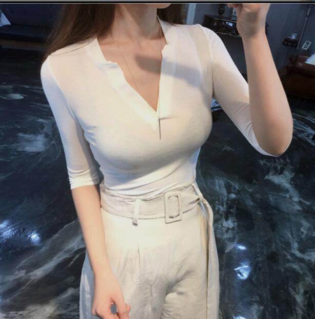 South Korea's Dongdaemun low-cut t-shirt women's white bottoming shirt ...