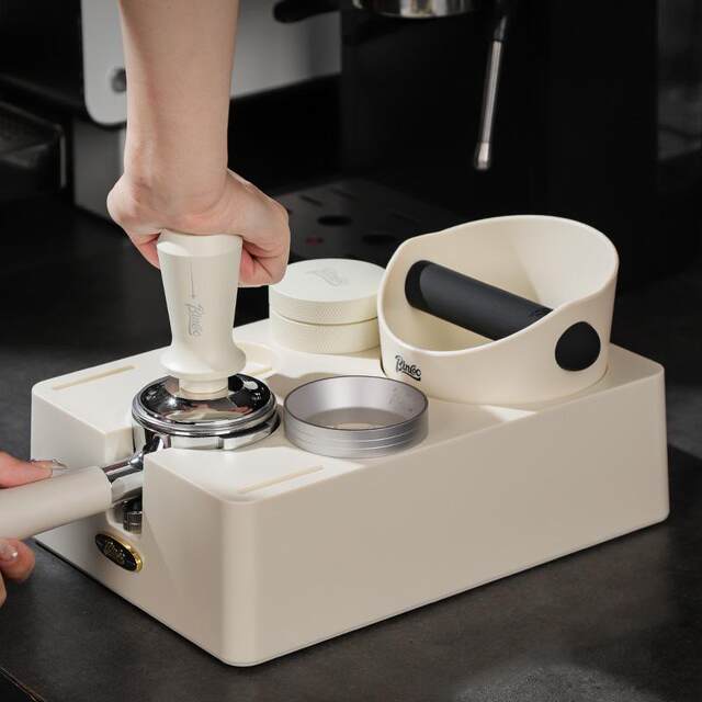 Coffee press base powder distributor set three-piece Italian-style slag ...