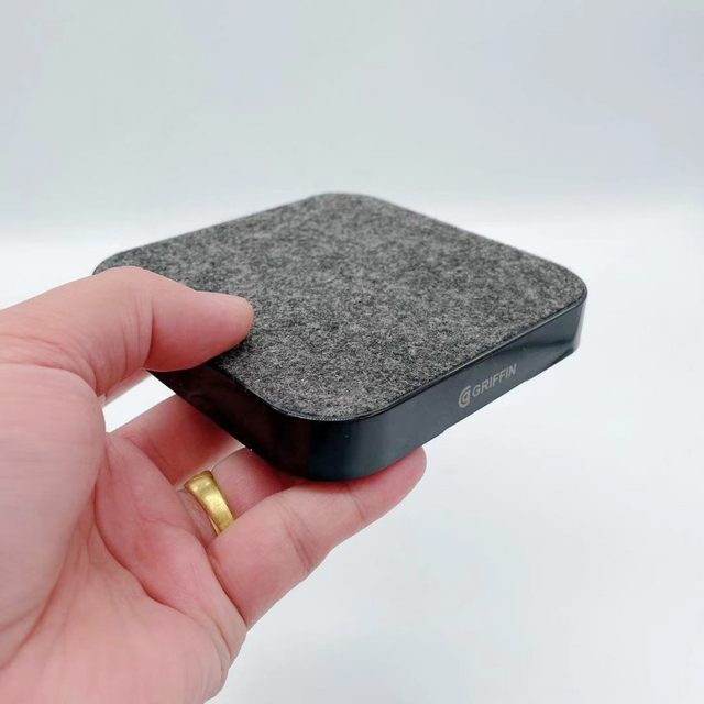 The major American brand PowerBlock mobile phone wireless charger ...