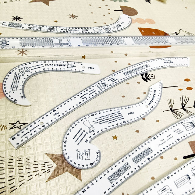 Original design ruler for clothing, European and American foreign trade ...