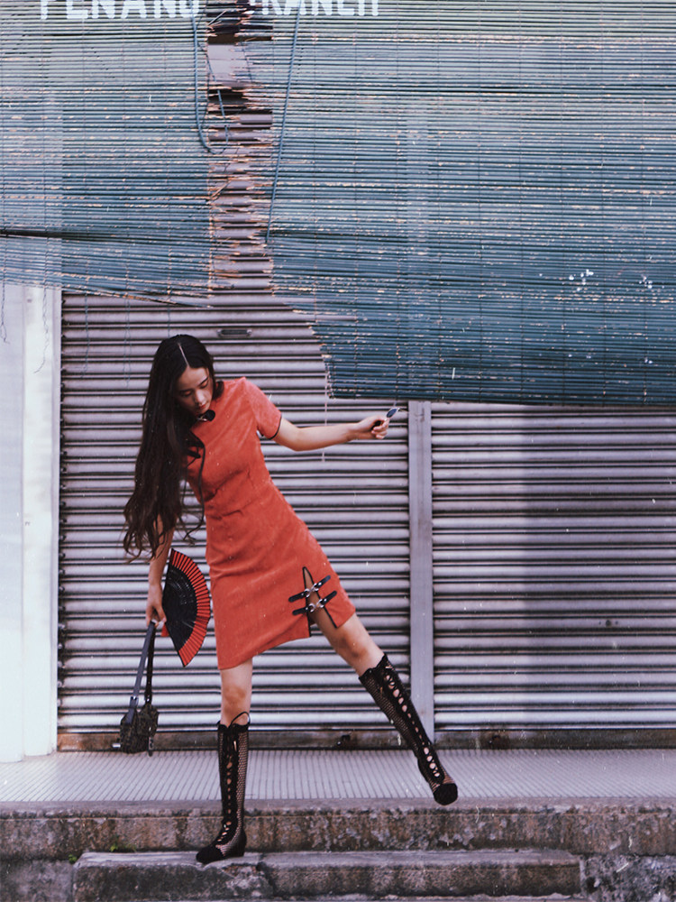 Robe Cheongsam Rétro - Manches Courtes, Fente Haute - La Vie ...