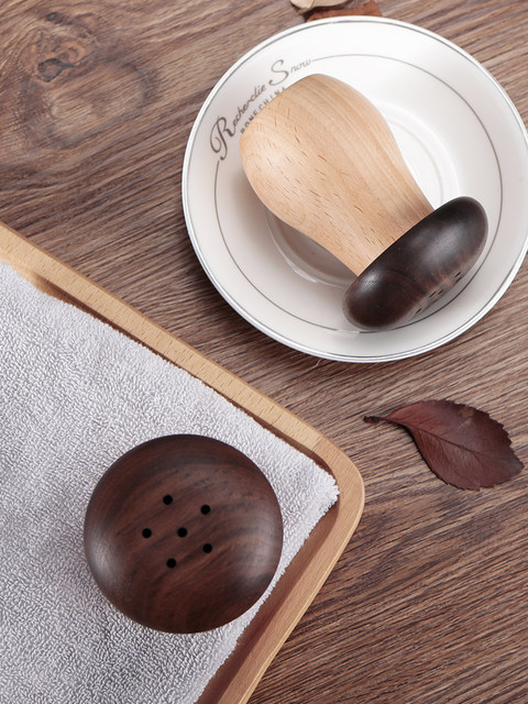 Creative solid wood toothpick barrel for household high-end toothpick ...