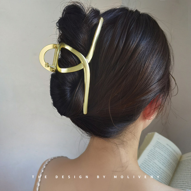 Extra large metal shark clip hair clip for going out, versatile golden ...