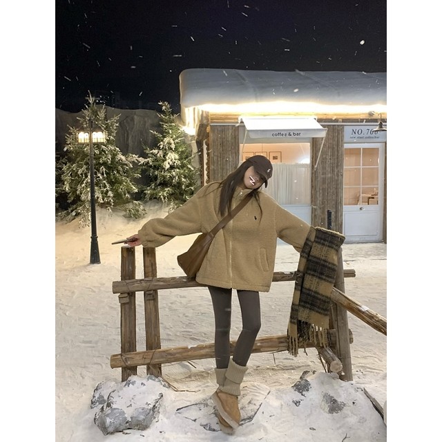 Wu 77 Korean embroidery, shaking velvet lamb hair, the neutron female ...