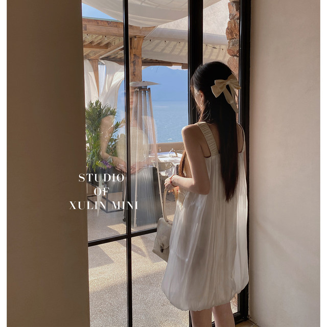 Xu Lin mini heavy industry accordion pleat suspender lantern dress ...