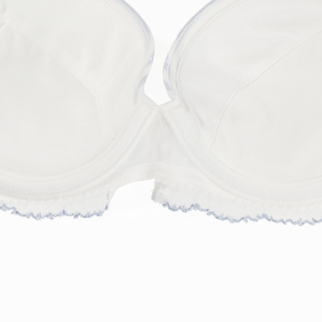 Love Beauty Genuine Underwear 3/4 In 3/4, thick small breasts gathered ...