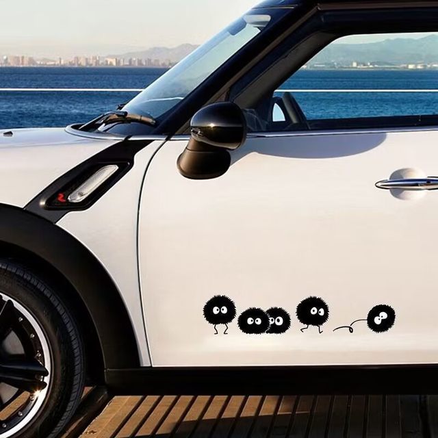 Totoro car stickers, briquettes, fun and cute car stickers, scratches ...