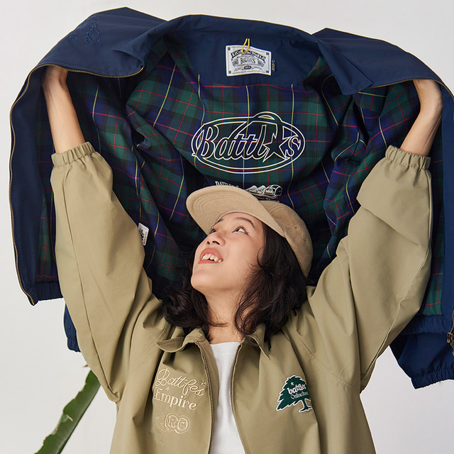 Battles three-in-one windproof and water-repellent embroidered retro ...